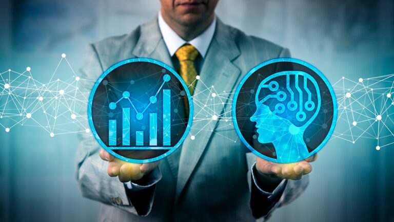 Top 10 Trends To Watch in Financial Analytics (Infographic)